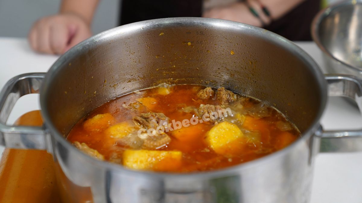 Cách Nấu Cà Ri Vịt Nước Cốt Dừa Ngon Khó Cưỡng