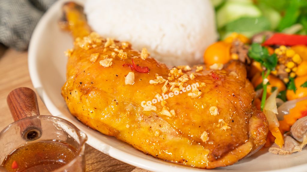 Cách làm đùi gà chiên nước mắm giòn rụm thơm ngon chuẩn quán - Bếp từ ...