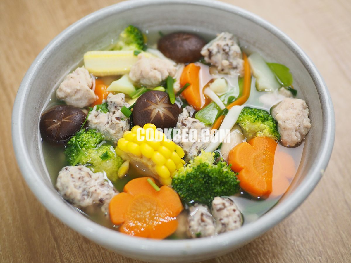 Cách Nấu Canh Mọc Thập Cẩm Rau Củ Quả Ngọt Thanh