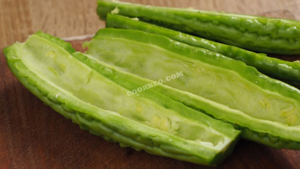 Cách Làm Bò Xào Khổ Qua Giòn Ngọt, Không Đắng